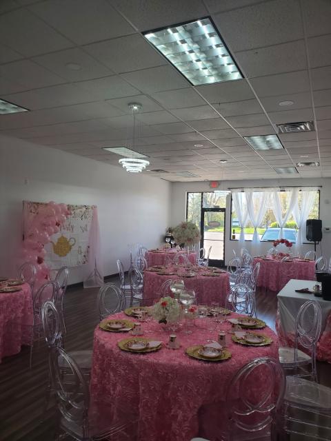 Sitting Pretty Event Studio | Metro Detroit intimate Event Venue with ...