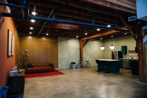 Atlanta's Mid Century Modern Natural Light Studio Loft, Atlanta, GA ...