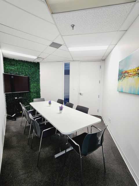Meeting Room - 8 User Conference Room, Mississauga | Off-Site | Peerspace