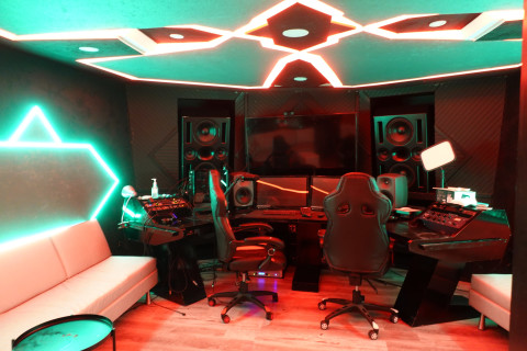 700 Music Studios | Downtown Atlanta Music Studio and Streaming Room ...
