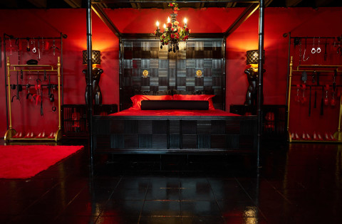 50 Shades OF Red Loft Production Studio with Lighting Equipment. East ...