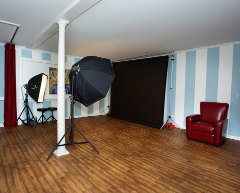 Modern Boutiques Small Photography Studio Space | HD Photography ...