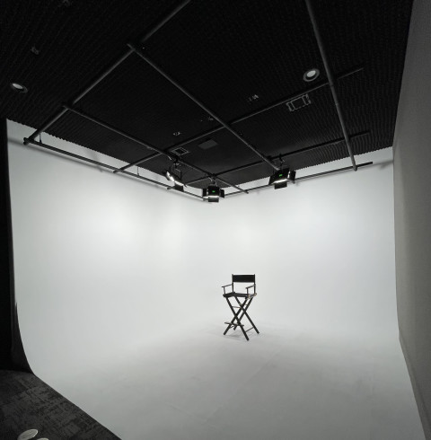 Modern 2 Wall White Cyc Studio/ Soundstage, Houston, TX | Production ...