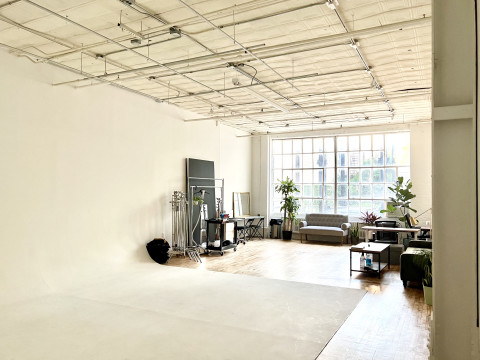 Loupe Studios | Spacious 2 Wall Cyc (Cyclorama) Studio with Natural ...