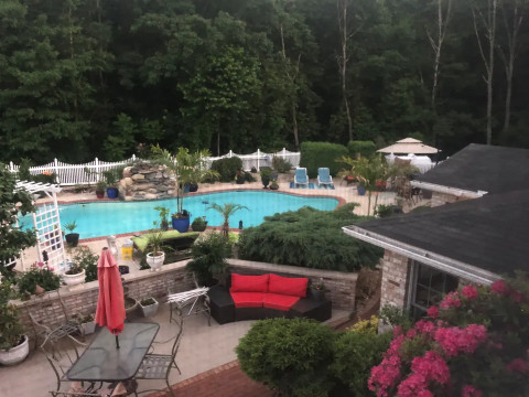 Stunning Property in Lehighton, Lehighton, PA | Production | Peerspace