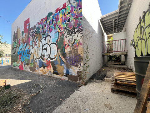 Fun Ton Stage One - Backlot | Indoor/Outdoor Backlot, Warehouse ...