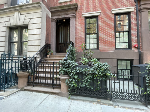 Gorgeous Chelsea Townhouse (6,000 SF), New York, NY | Production ...