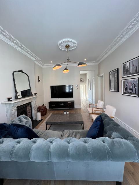 First Floor Modern, Stylish Flat in Fulham - London, LONDON ...