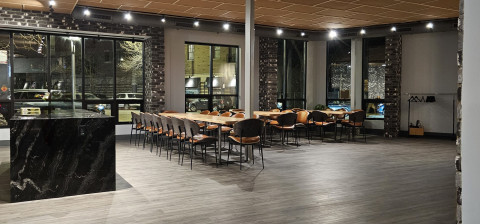 Lakeview Storefront Event Space, Chicago, IL | Off-Site | Peerspace