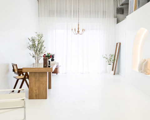 C|S Studio | Natural Light Photography Studio, Tampa, FL | Production ...