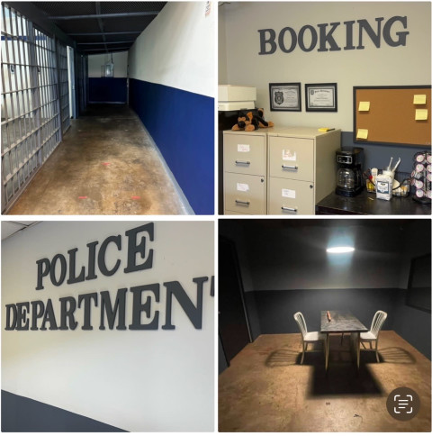 Atlanta Jail/Police Dept./Interrogation Room/Confessional Booth ...