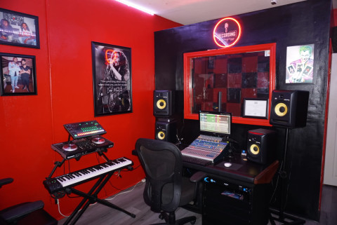 Montana Records Recording Studio | “Urban Hollywood Scarface Themed ...