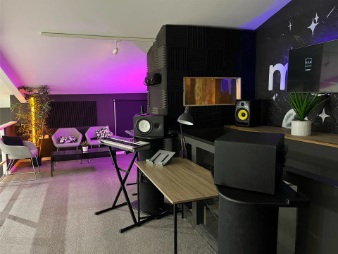 Recording Studio (Self Use), Manchester | Production | Peerspace