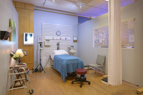 Film/video Prebuilt Sets Hospital, Jail, Courtroom,police Station ...