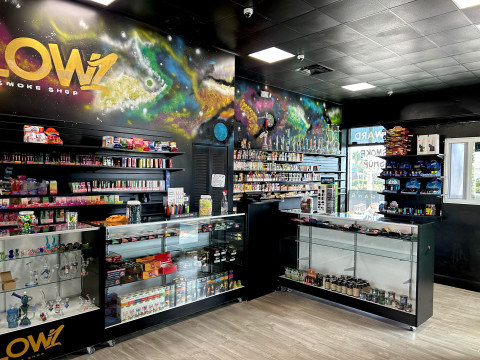 Industrial Studio Haven in the Heart of Downtown: Discover our Urban ...