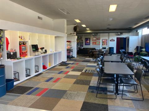 Two Bit Game Room | 80s style classic video arcade and retro game ...