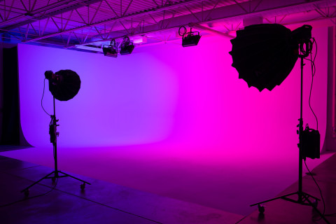 Off The Grid Studios Inc. | Single-Floor 41' Pre-Lit Cyclorama Wall ...