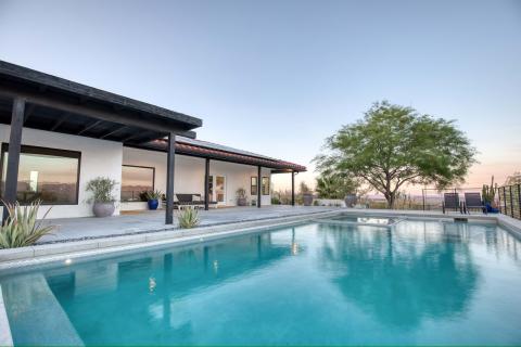 Desert Villa on 5 acres with pool and spa and mountain/desert views ...