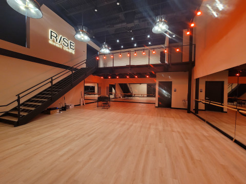 Chic Lower Heights Dance Studio w/ Special Lighting, Houston, TX ...