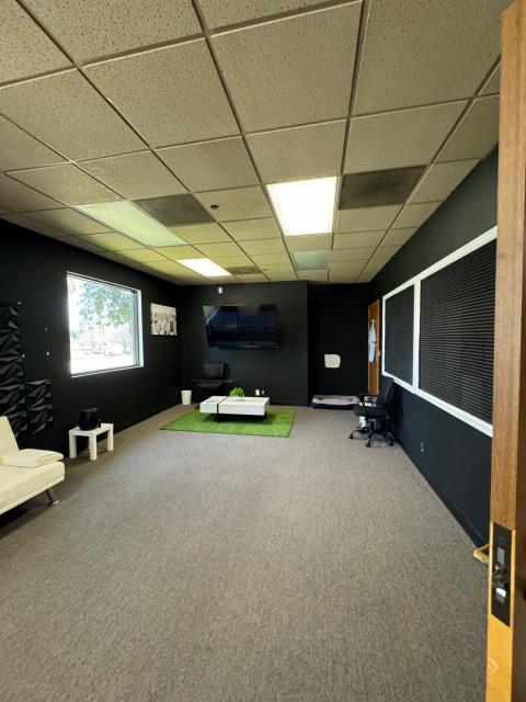 Modern Podcast Room, Riverside, CA | Production | Peerspace