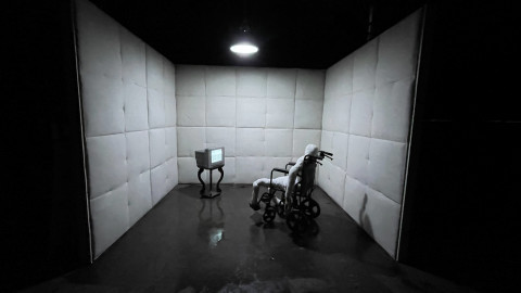 STUDIOS 60 | Mental Asylum Set - Padded room, Los Angeles, CA ...