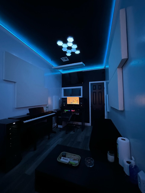 The Sound Oasis Recording Studios | Williamsburg Intimate Recording ...