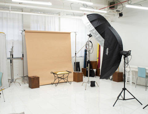 LIC Studio | Lighting Equipment and Props Included!, Long Island City ...