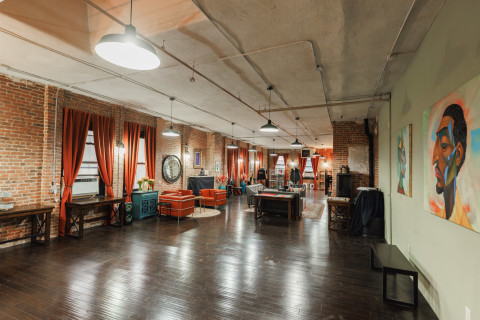 Posted Up Bronx | Sunny & Spacious Cozy Loft w/Great Ambiance, Bronx ...