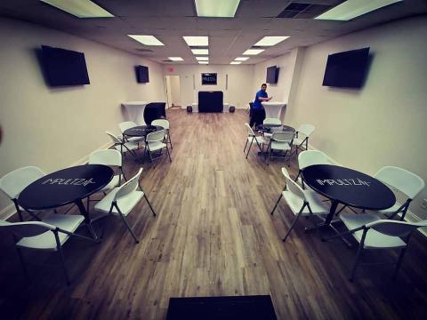 Newly Renovated Event Space that Offers a Spacious Area to Celebrate ...