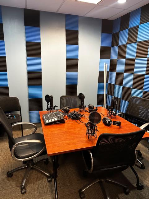 Recording Studio Office Space, Indianapolis, IN | Production | Peerspace