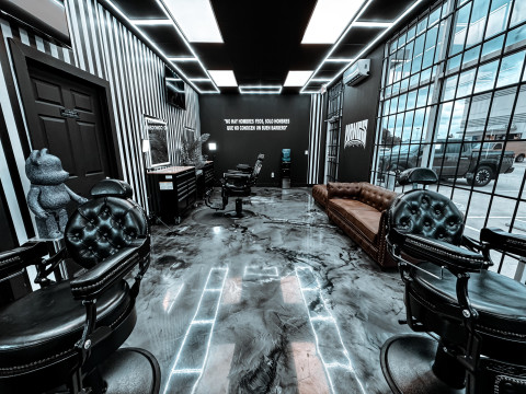 Classic and Luxury Barber Shop, Houston, TX | Production | Peerspace