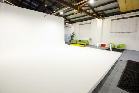 (Big Studio) Colourful Multipurpose Studio Haven for Creativity and ...