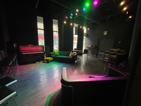 Pink Light Stage by Robyn Kay Studio | Boutique Downtown Performance ...