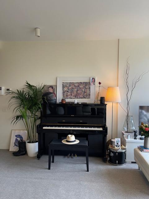 Piano cozy apartment, Melbourne | Production | Peerspace