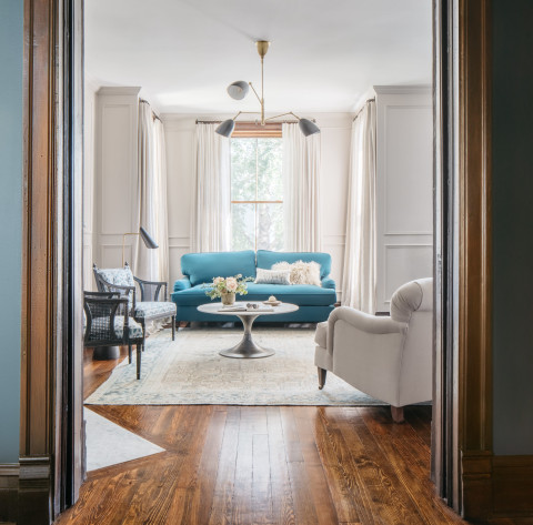 Lakeview Parisian Apartment for your next Production, Chicago, IL ...