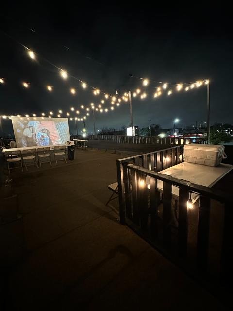 G6 Studios | Rooftop Deck with Skyline View and Backyard with Stage ...