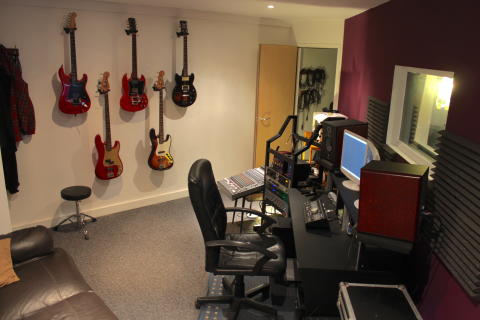 Equipped Recording Studio in South London, London | Production | Peerspace