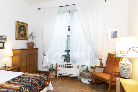 Stunning Parlor Garden Apartment, Brooklyn, NY | Event | Peerspace
