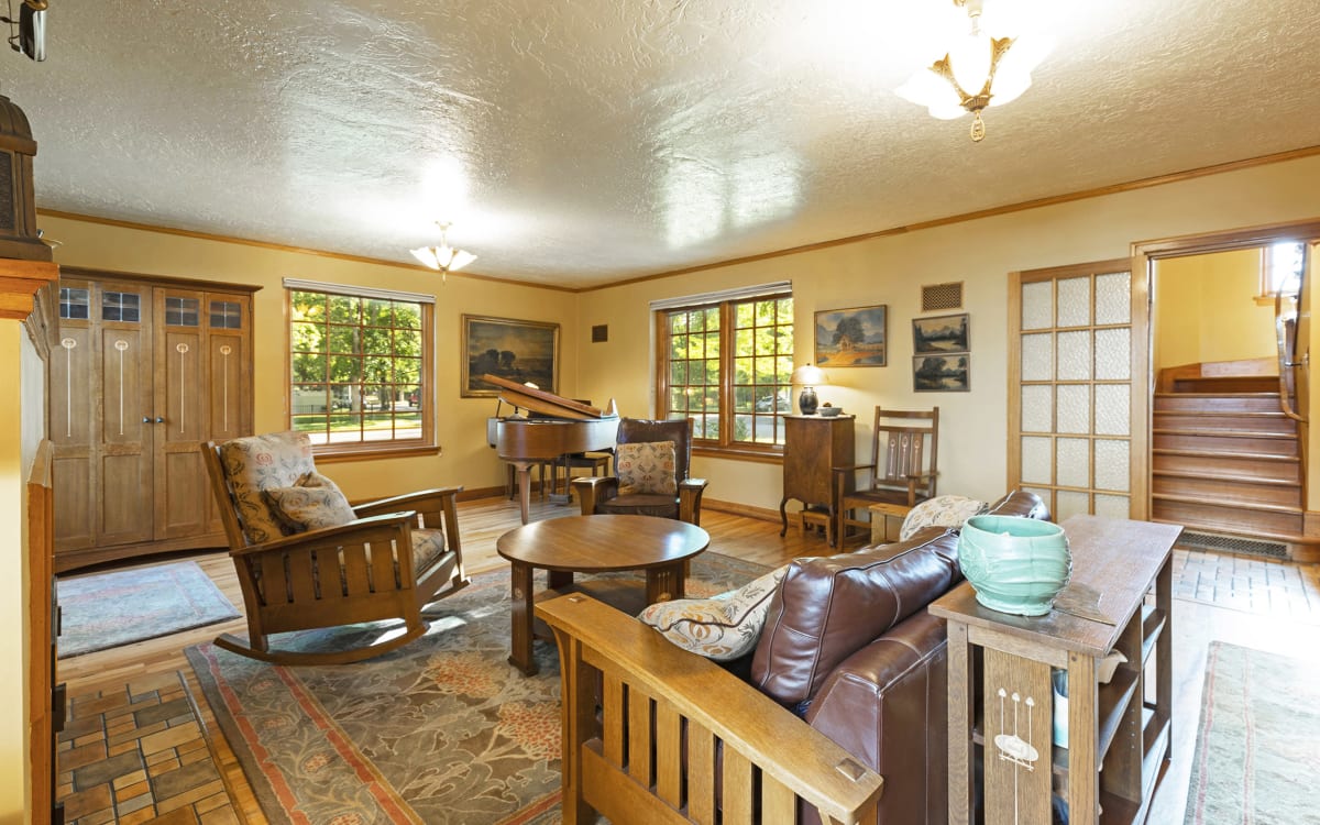 1930s art nouveau-craftsman tudor in treelined historic Montana ...