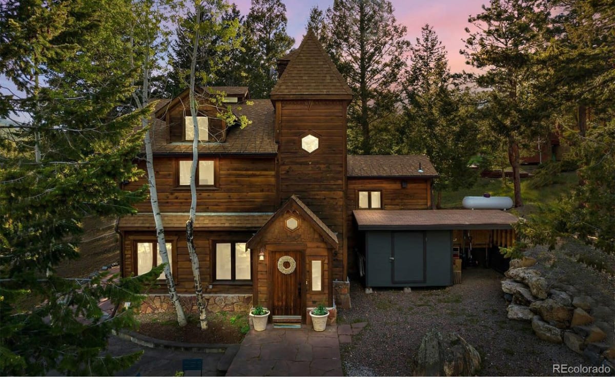 Magical Evergreen Castle with Gorgeous Natural Light, Evergreen, CO ...