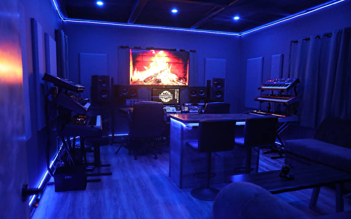 Broken Record Unlimited Studios, Springfield Gardens, NY | Production ...