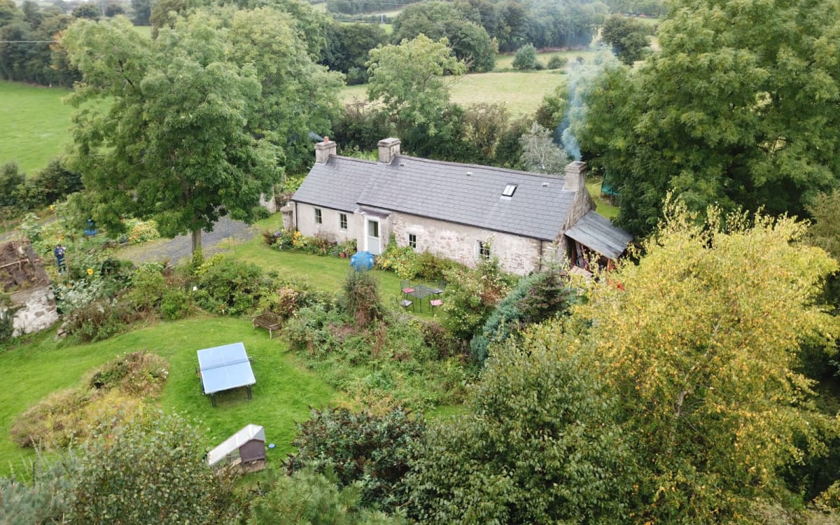 Traditional Irish Stone Cottage with Walled Gardens, Rathfriland ...