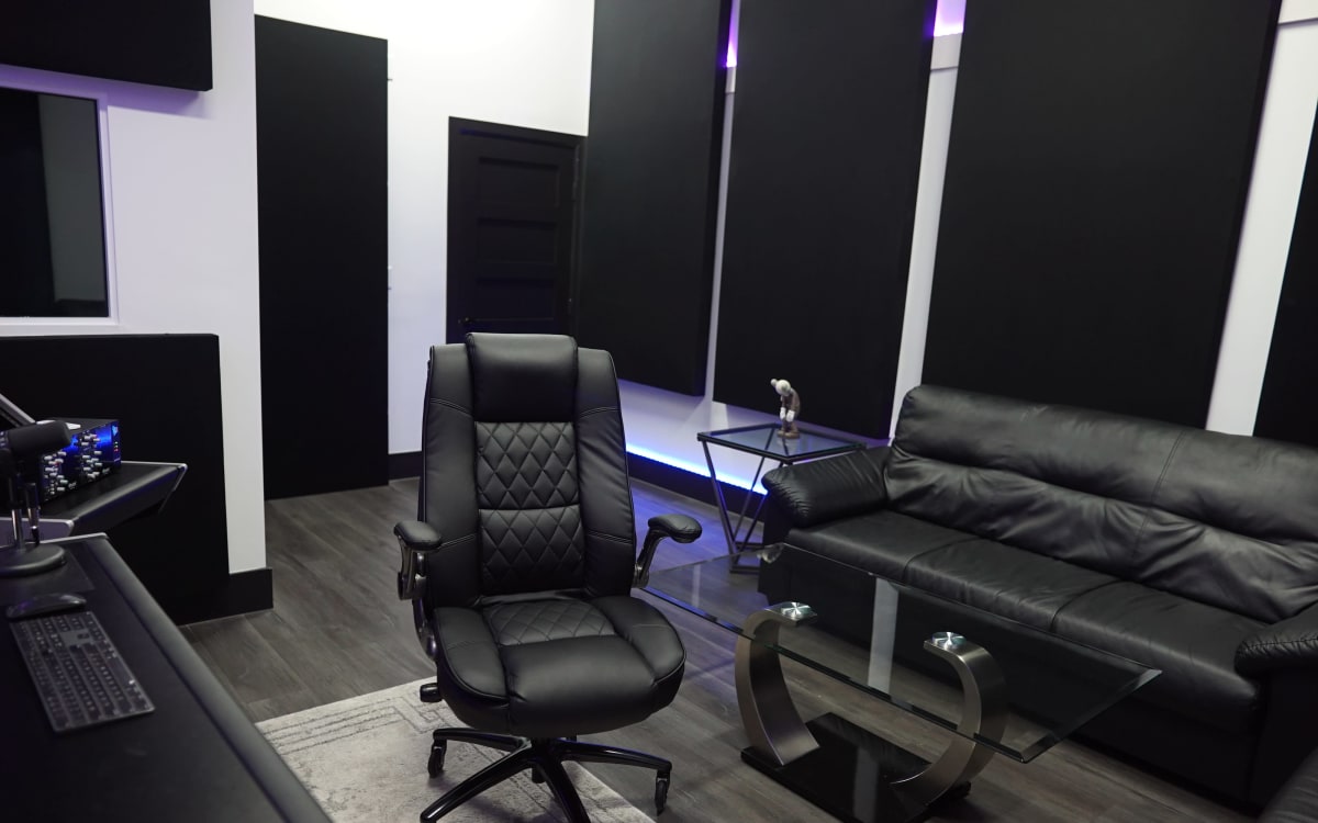 The Raven Room, Austin, TX | Production | Peerspace