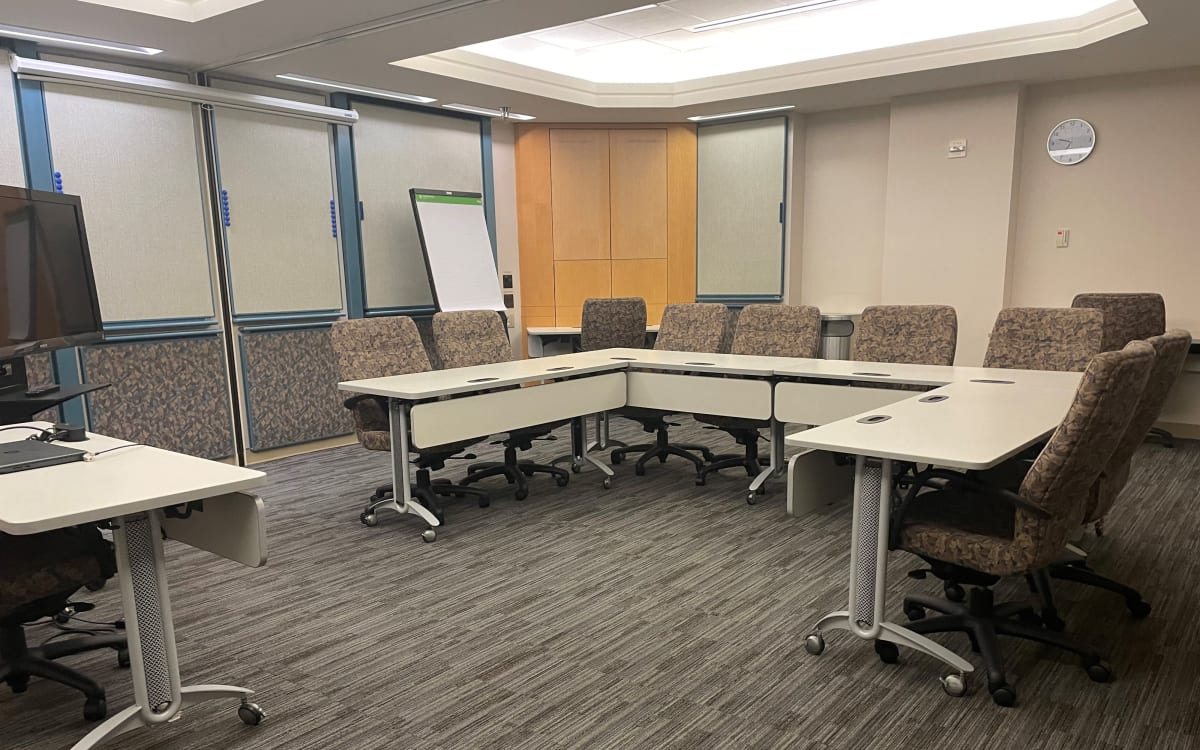 ROOM 209 - Professional Meeting Room and Conference Space located in ...
