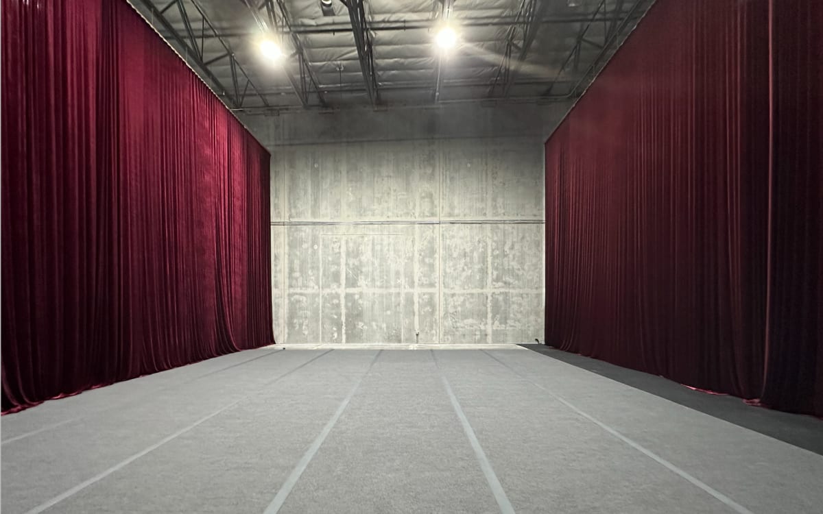 Production Facility with High Ceilings and Endless Possibilities ...