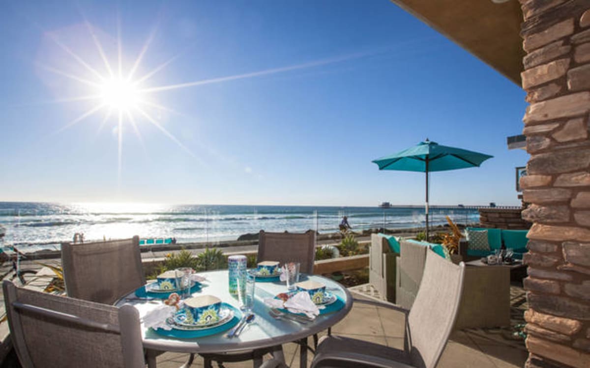 Oceanfront Modern Villa, Oceanside, CA | Production | Peerspace