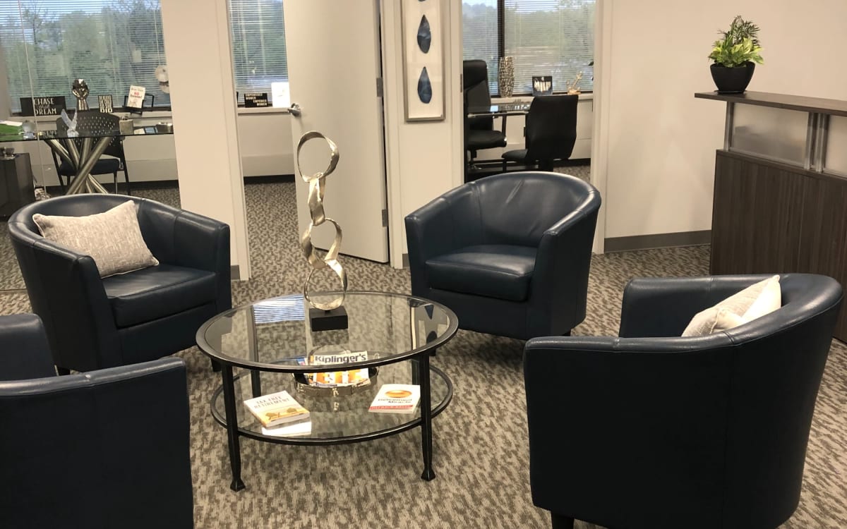 Contemporary Business Lounge and Suites, Bowie, MD | Production | Peerspace