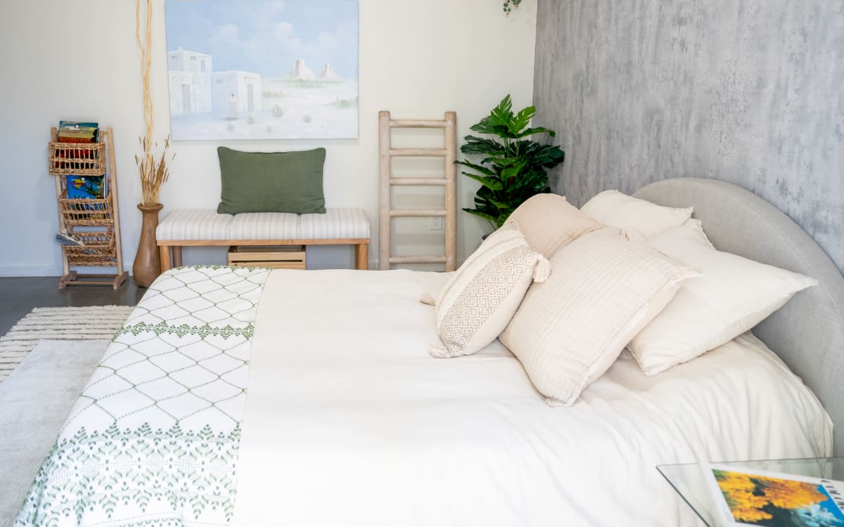 The Desert Den in Central Phoenix, Phoenix, AZ | Production | Peerspace