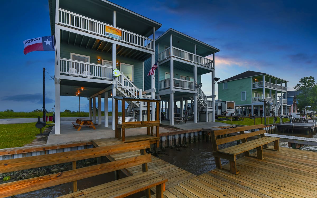 Colorado River Front House, Sunset Views, Private Fishing Pier ...