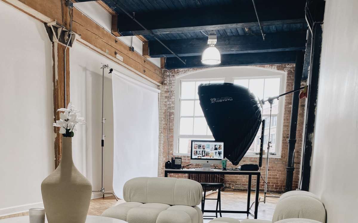 South Loop Loft photo studio, chicago, IL | Production | Peerspace